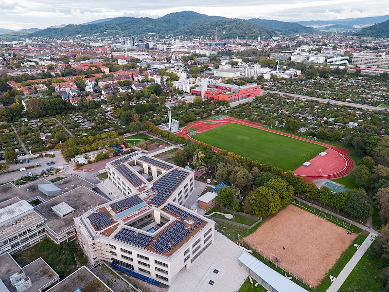 Neubau Staudinger Gesamtschule | Fertigstellung 1. Bauabschnitt mit ...